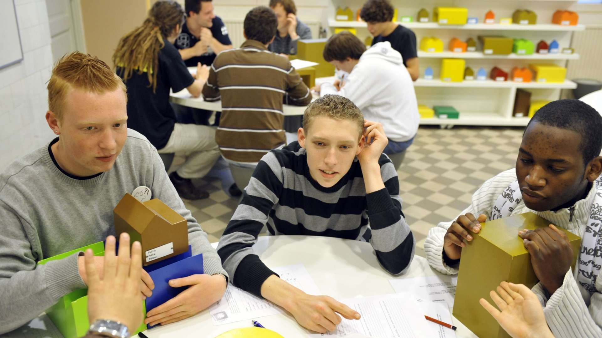 Construire une ville pour comprendre la démocratie. « Democracity » un ...