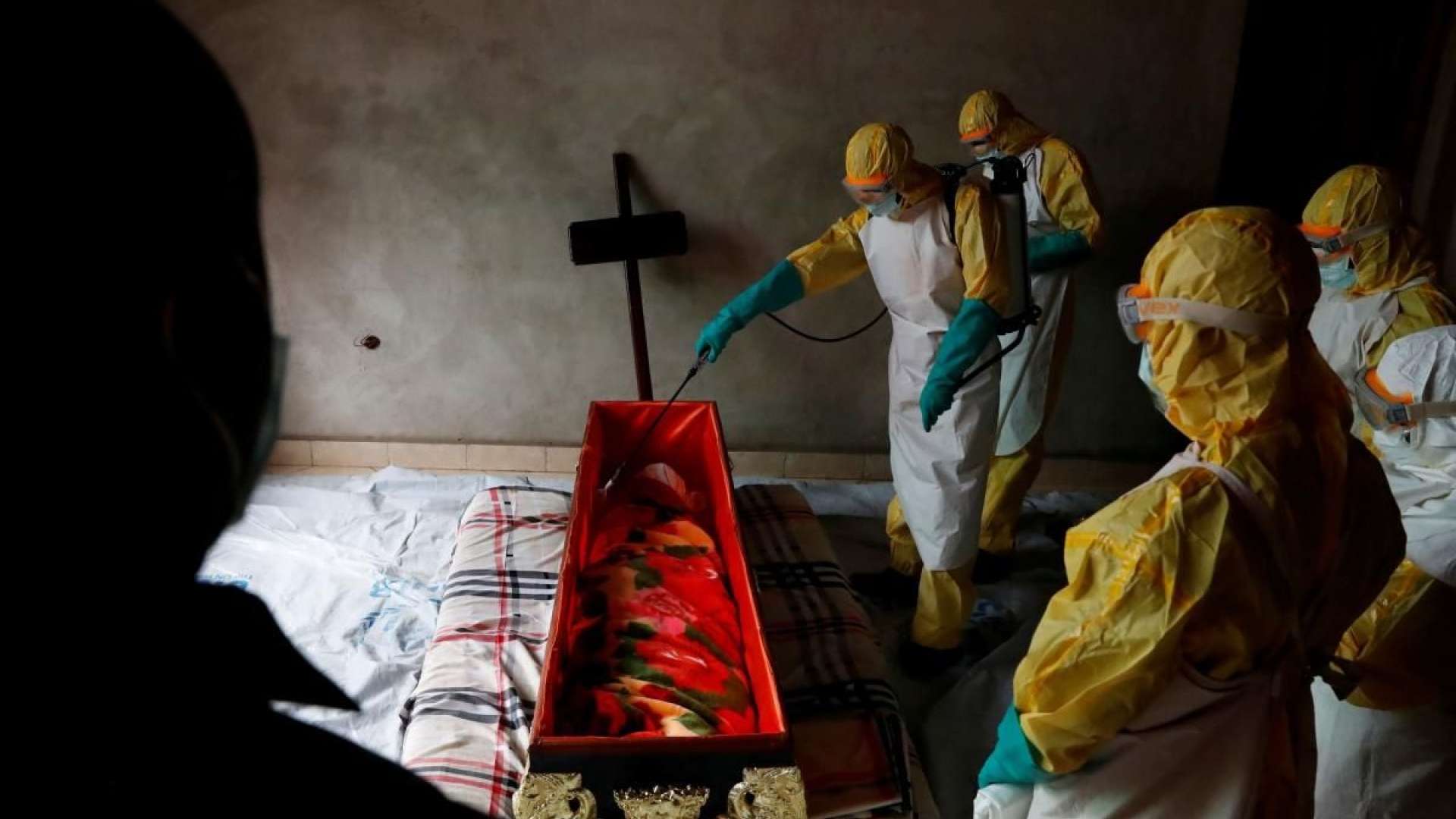 Choléra, Ebola, Covid 19 : les épidémies commandent-elles de séparer ...